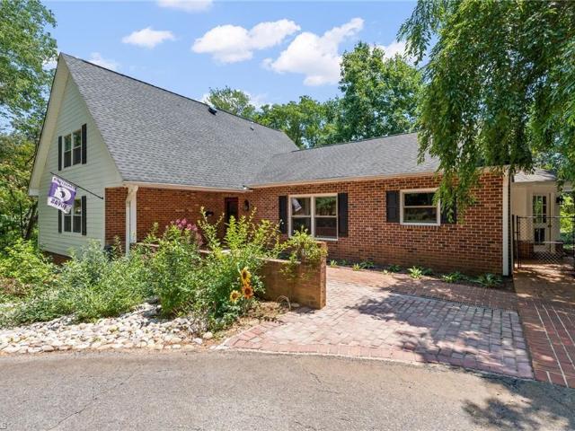 2786 Robinhood Road
