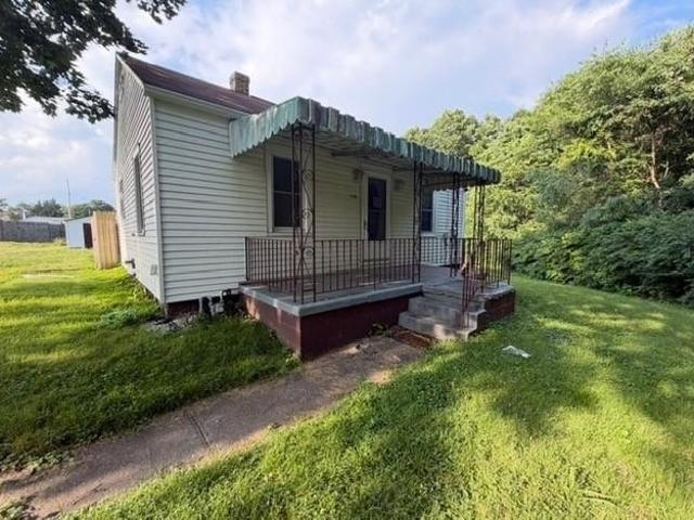 2788 Jack St, Aliquippa, PA 15001