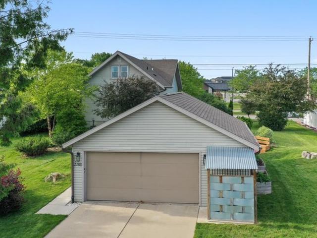 2788 Riveridge Ln, Green Bay, WI 54313