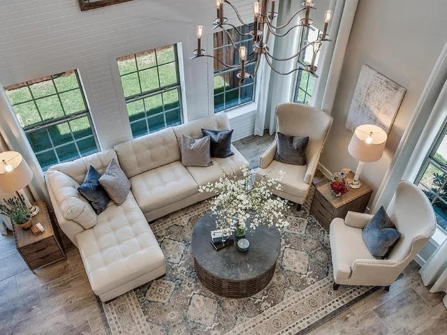 2789 Majesty Drive