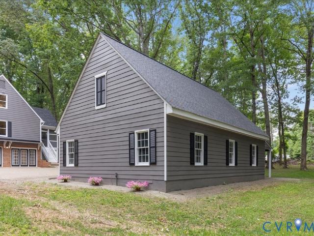 2789 Three Bridge Road