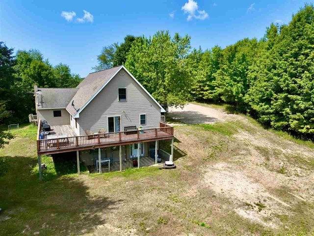 2780 Mountain Rd, East Jordan, MI 49727