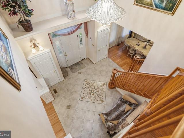 2780 Honeysuckle Lane