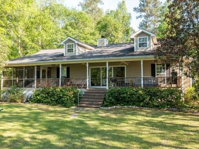 2780 Lake Crest Dr, Sparta, GA 31087