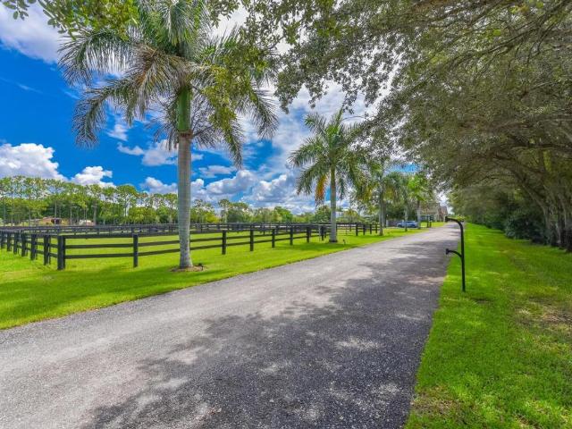 2780 Skipiks Way, Wellington, US, FL