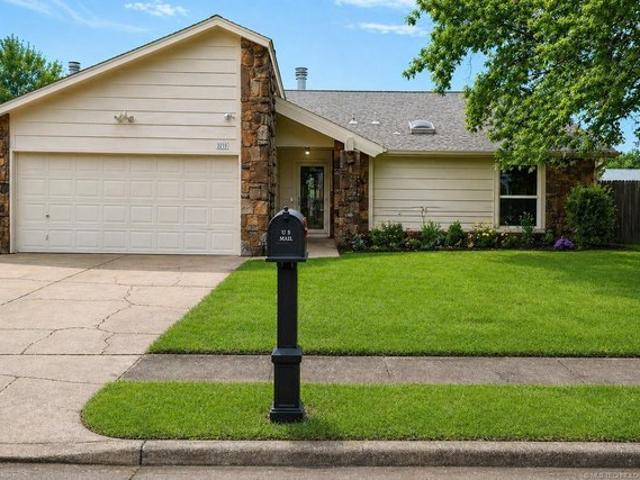 2780 W 112th Pl S, Jenks, OK 74037