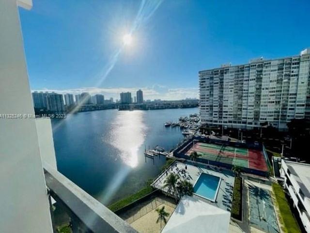 2780 183rd St NE #1012, Aventura, FL 33160