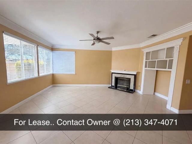 27813 Canyon Hills