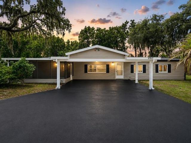 27817 W Pelican Isle Dr, Leesburg, FL 34748