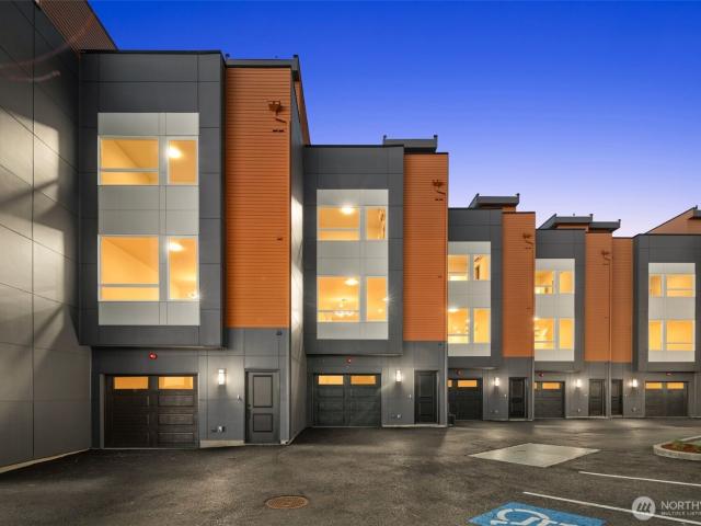 2781 Clare Avenue # 5