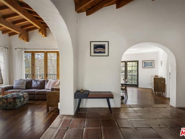 2781 Westshire Dr, Los Angeles, CA 90068