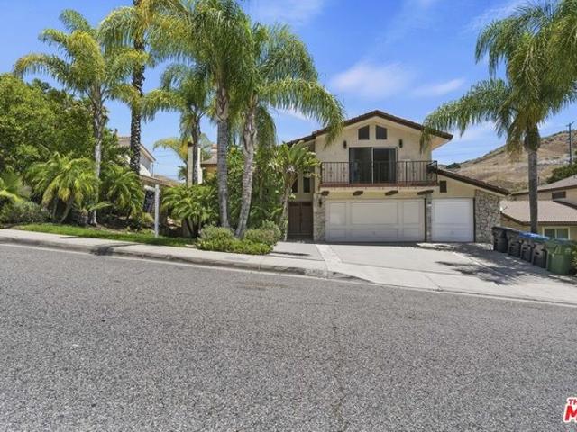27821 Via Amistosa, Agoura Hills, CA 91301