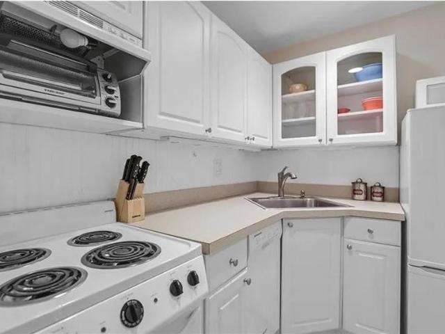 2782 Woodgate Ln, Unit 12, Sarasota, FL 34231 | MLS #A4689