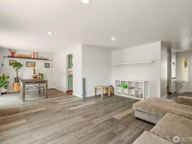 27830 st Place SE