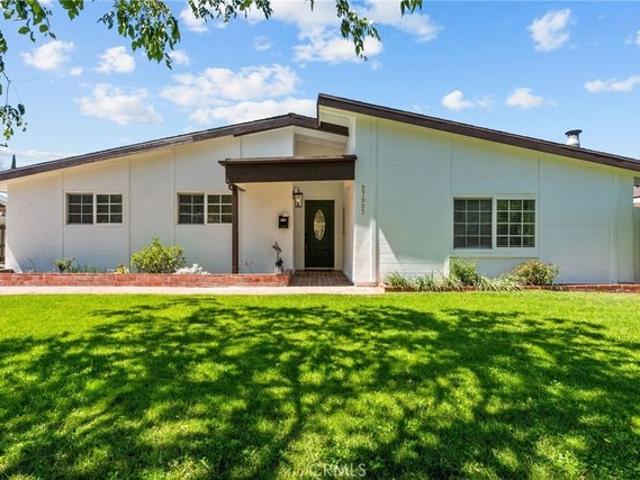 27837 Bakerton Ave, Canyon Country, CA 91351