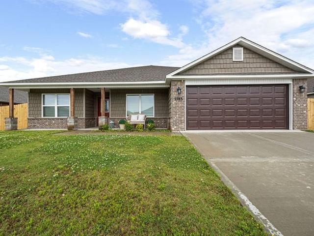2783 W McLaren Dr, Fayetteville, AR 72704