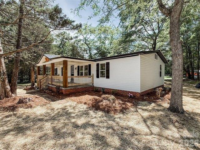 278 Bear Claw Rd, Oakboro, NC 28129