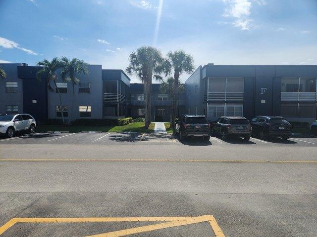 278 Burgundy F Unit F, Delray Beach, FL 33484