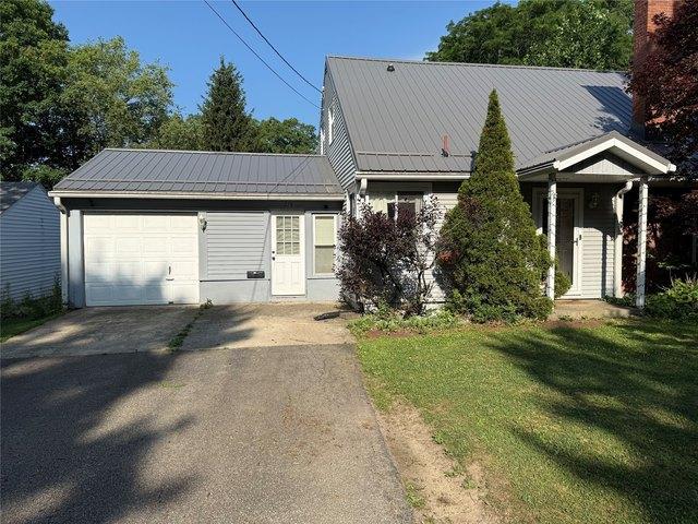278 Devore Dr, Meadville, PA 16335