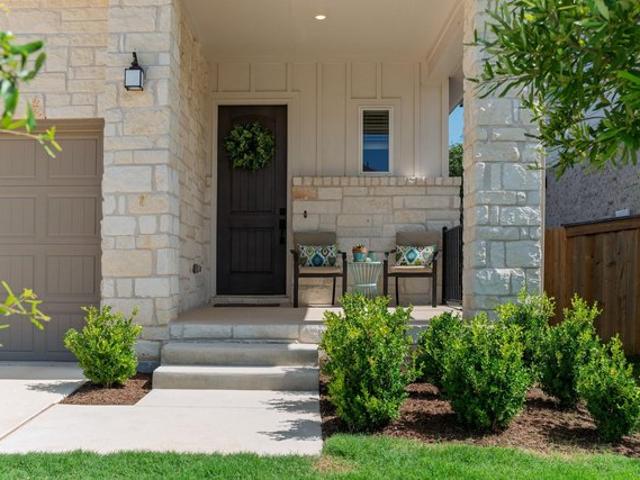 278 Kings Pine Dr, Dripping Springs, TX 78620