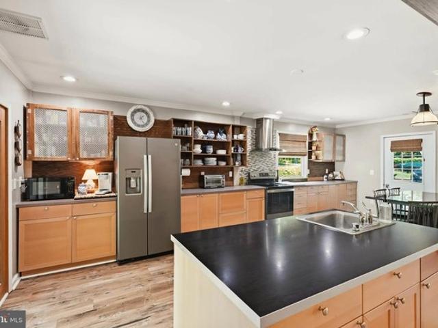 278 Hillsmere Dr, Annapolis, MD 21403