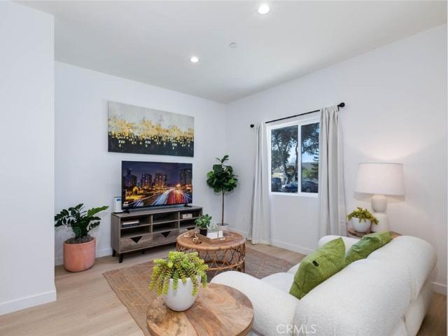 278 N 11th Ave, Upland, CA 91786 | MLS #CV25010