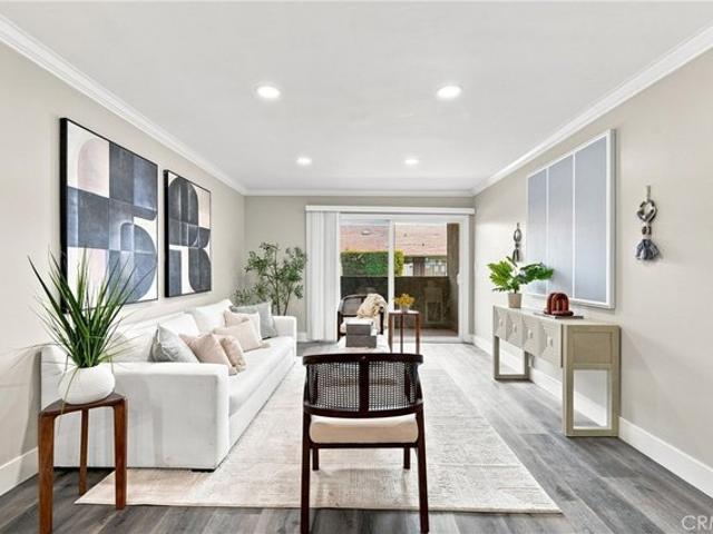 278 N Wilshire Ave Apt A17, Anaheim, CA 92801