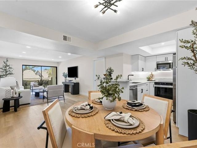 278 N Wilshire Ave Apt B31, Anaheim, CA 92801