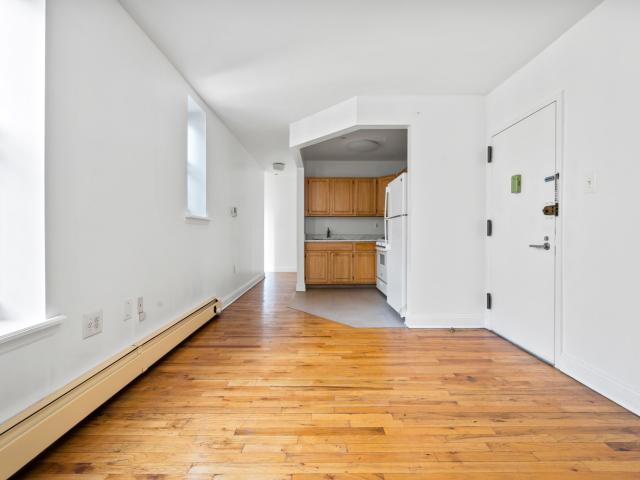 278 Nagle Avenue, New York, NY