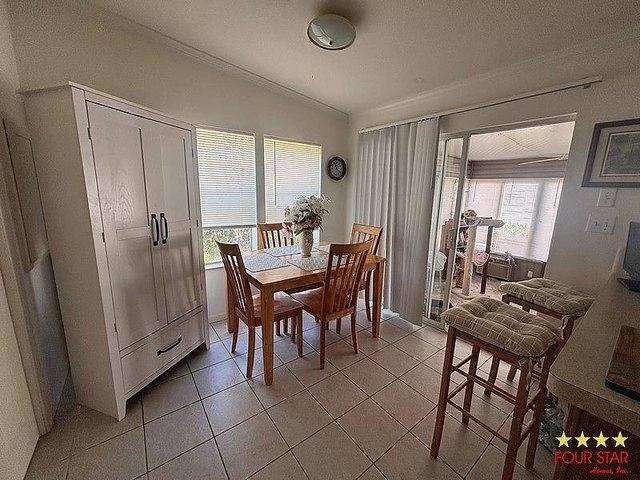 278 Woodside Lake Dr, Ormond Beach, FL 32174