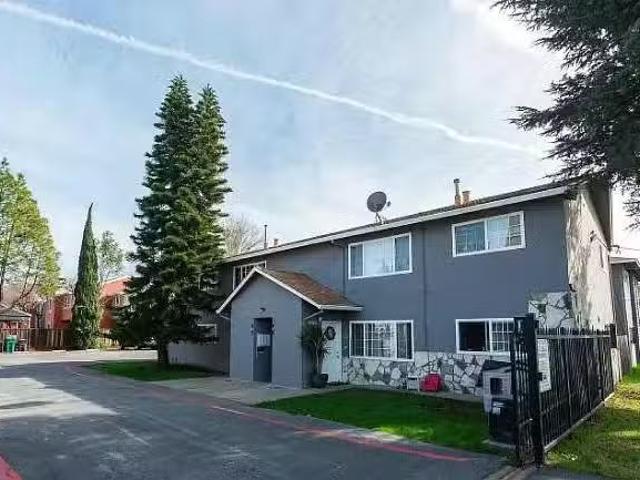 27942 Manon Ave #B, Hayward, CA 94544