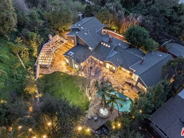 2794 Moraga Dr, Los Angeles, CA 90077