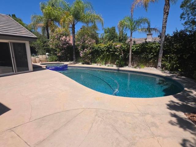 2794 Parkview Drive