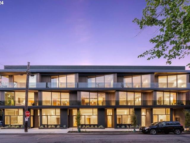 2795 NW Thurman St, Portland, OR 97210