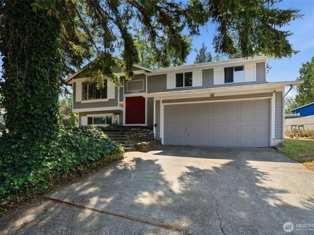 2795 NE John Carlson Rd, Bremerton, WA 98311