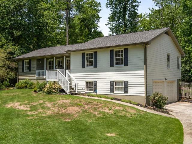 2795 Bentwood Drive