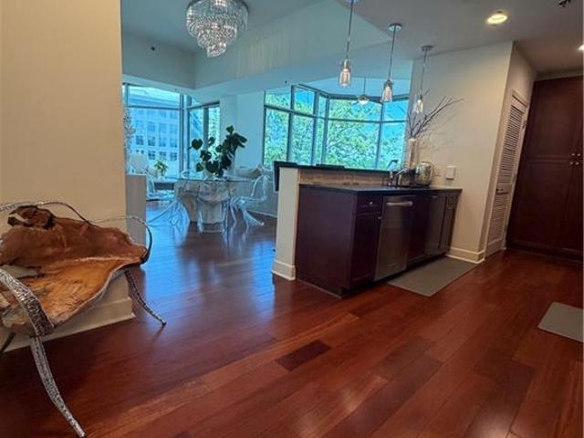 2795 Peachtree Rd NE 409
