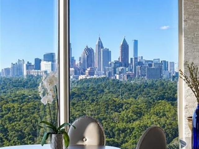 2795 Peachtree Road NE 1608
