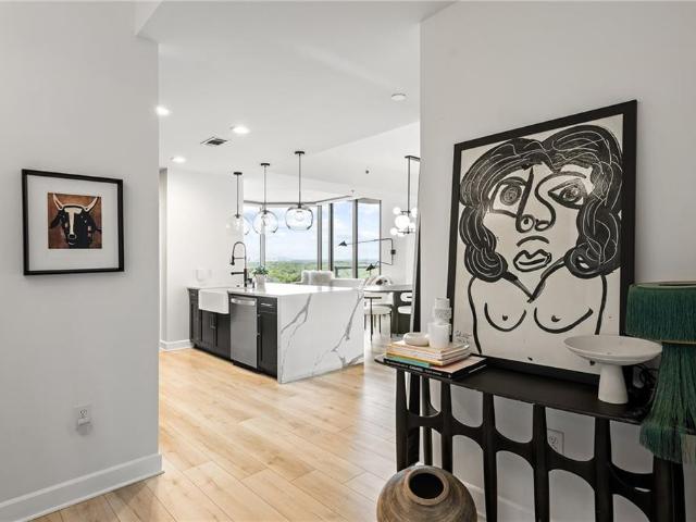 2795 Peachtree Road NE 1701