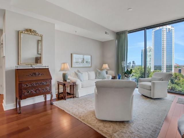 2795 Peachtree Road NE 1205