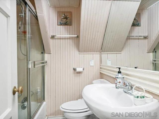 27961 Rainbow Dr, Lake Arrowhead, CA 92352 | MLS #260017