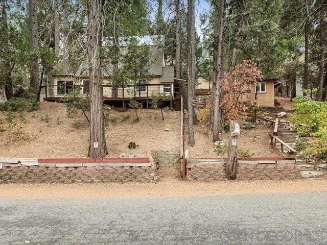 27961 Rainbow Dr, Lake Arrowhead, CA 92352