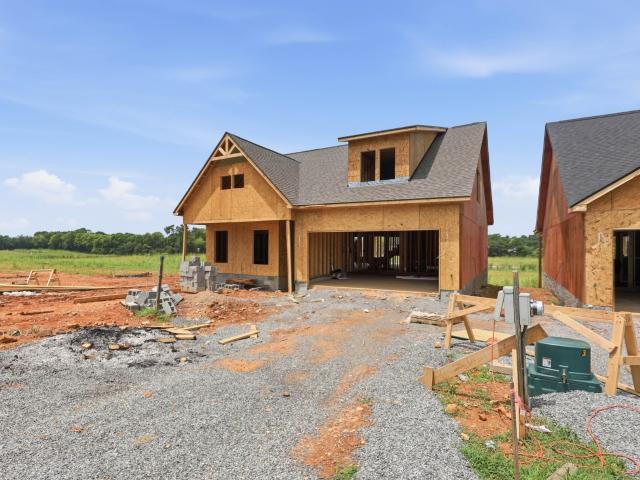 2796 Brewster Dr