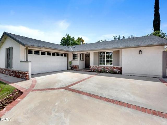 27987 Urbandale Ave, Saugus, CA 91350