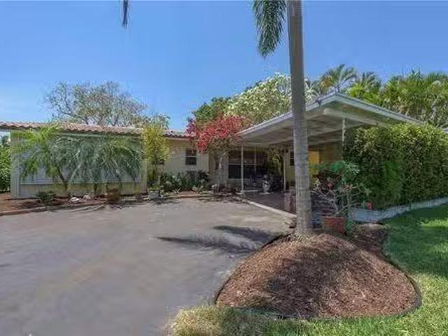 27995372 2309 NE 18th Ave