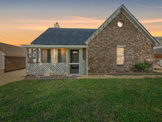 2799 Maryland Dr W, Memphis, TN 38133