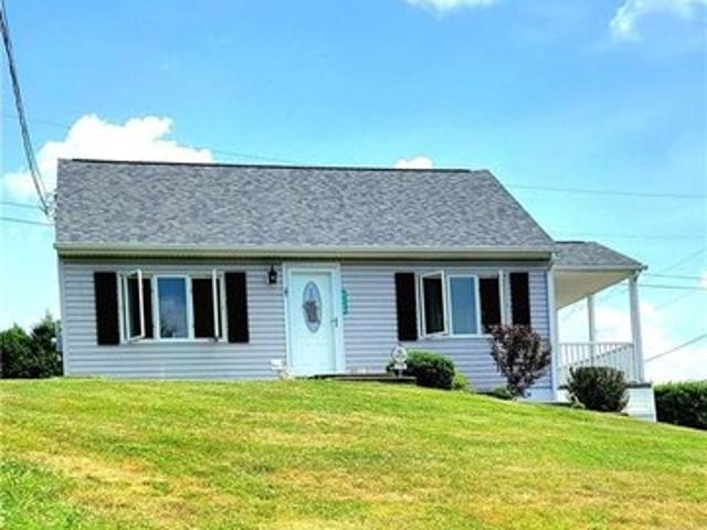 2799 Italy Rd, Export, PA 15632