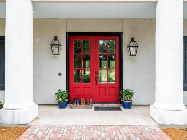 2790 Derby Lane
