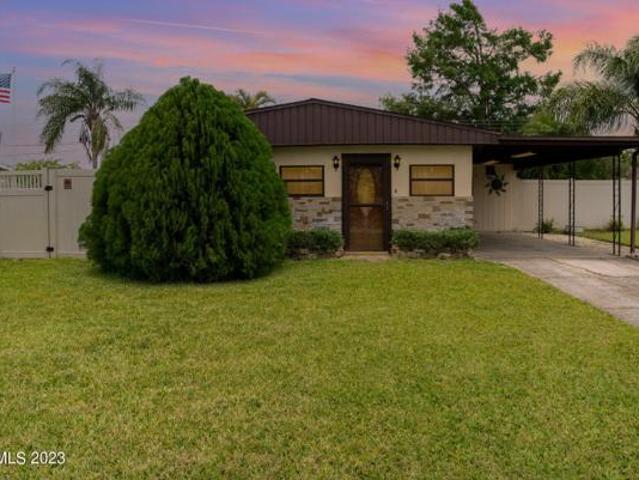 2790 Zephyr Ln, Melbourne, FL 32935
