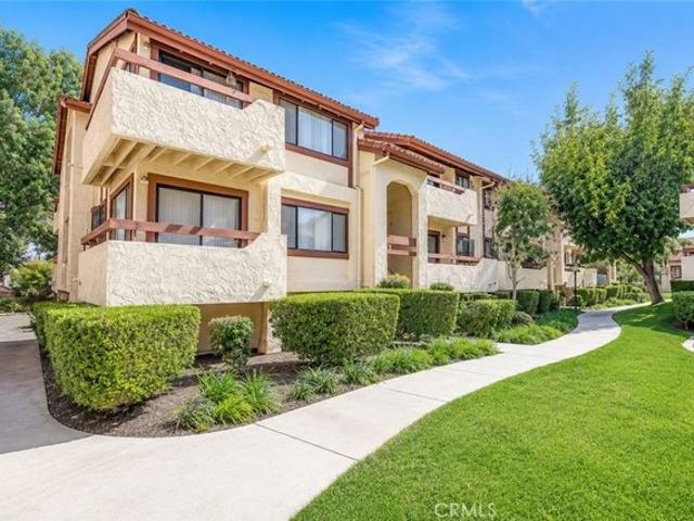 27919 Sarabande Ln Unit 422, Canyon Country, CA 91387